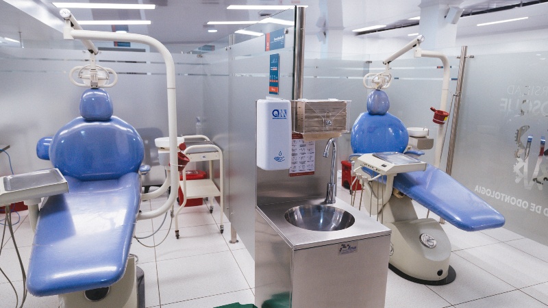 El Programa de Odontología se prepara para la reacreditación | Universidad El Bosque